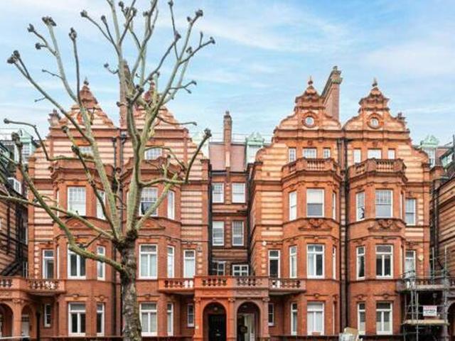 2 Bedroom Flat For Sale In Chelsea, London