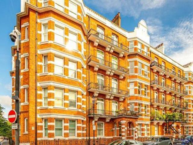 2 Bedroom Flat For Sale In Chelsea