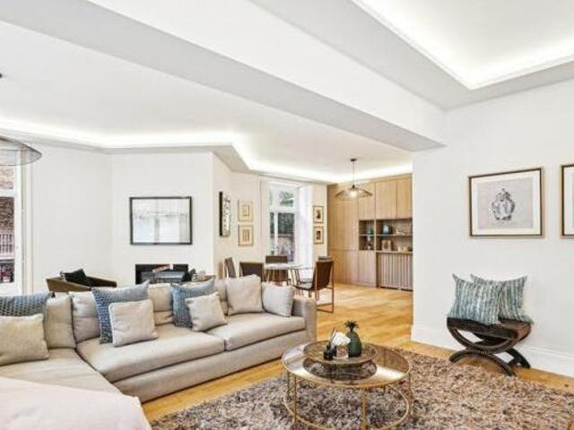 2 Bedroom Flat For Sale In Chelsea
