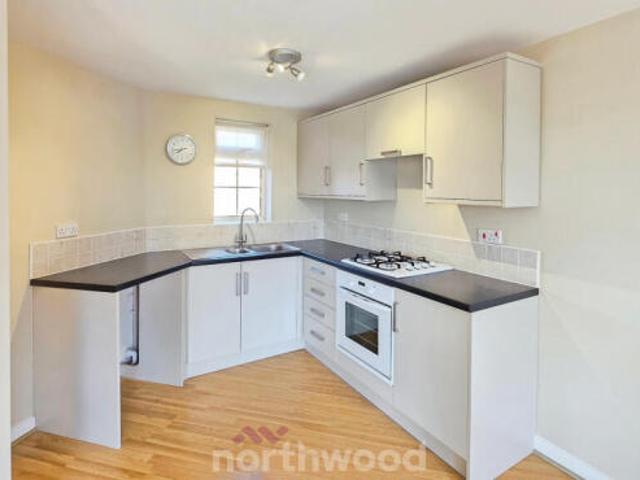2 bedroom flat for sale in Chelwood Court, Balby, Doncaster, DN4