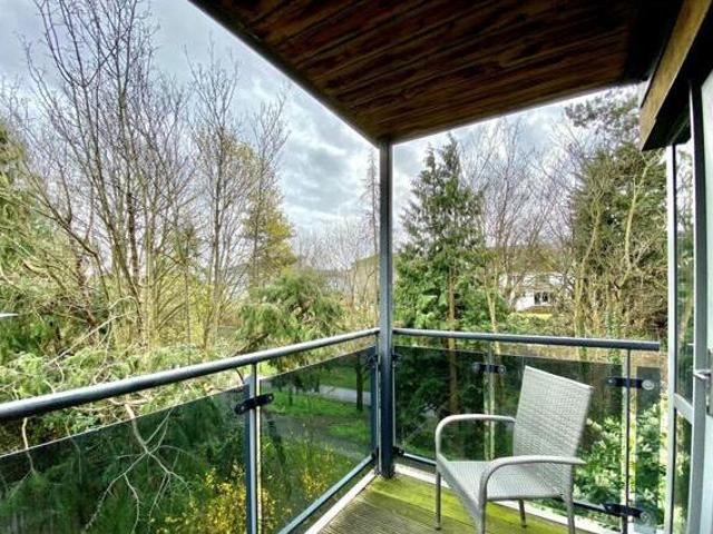 2 Bedroom Flat For Sale In Cheltenham, Gloucestershire