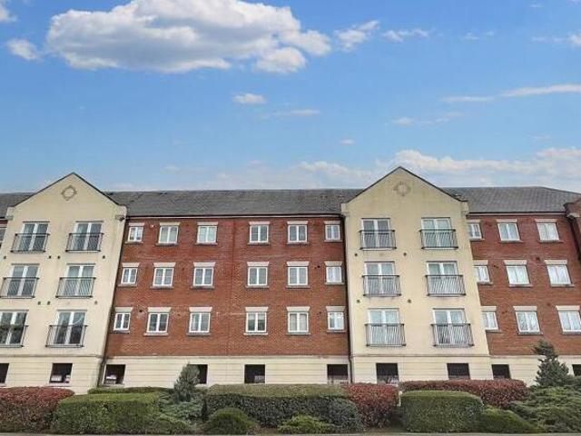 2 Bedroom Flat For Sale In Cheltenham