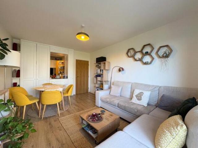 2 bedroom flat for sale in Chronicle Avenue, Ledger Court, NW9
