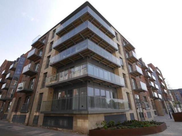 2 Bedroom Flat For Sale In City Centre, York