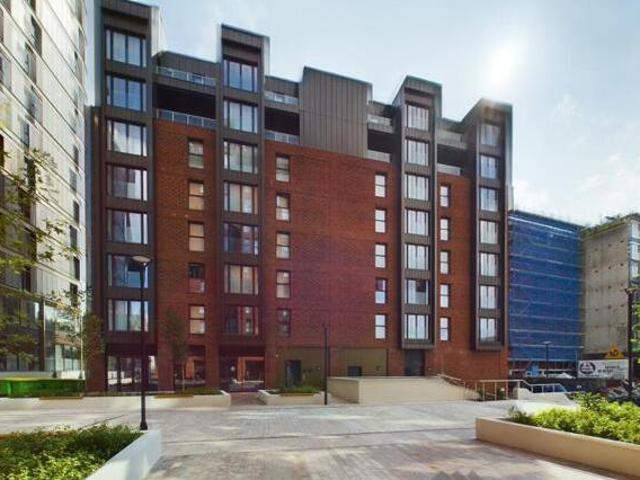 2 Bedroom Flat For Sale In City Centre, Liverpool