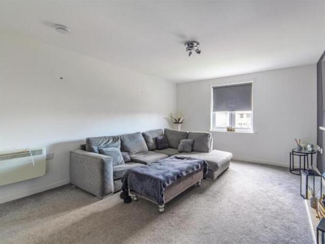 2 bedroom flat for sale in Citadel East, Killingworth, Newcastle Upon Tyne, NE12