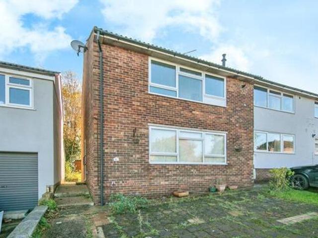 2 Bedroom Flat For Sale In Colchester, Essex
