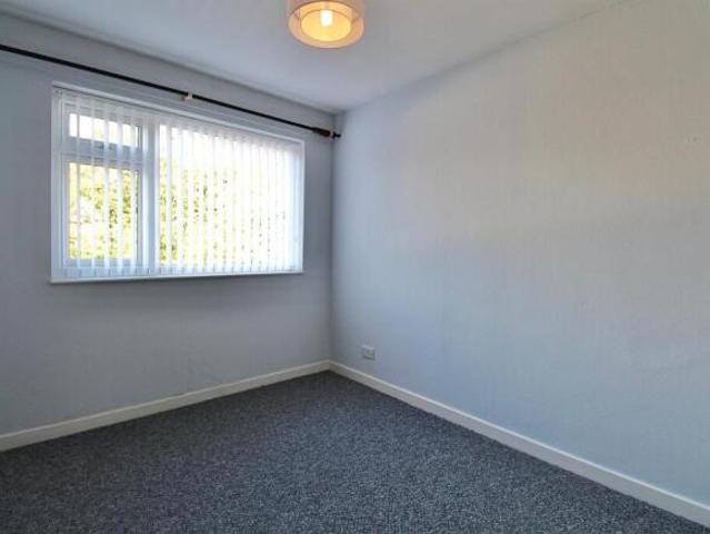 2 bedroom flat for sale in Cottingham Road, Hull, HU6