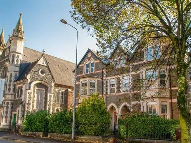 2 bedroom flat for sale in Cowbridge Road East CF11