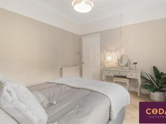 2 bedroom flat for sale in Clober Road, Milngavie, G62