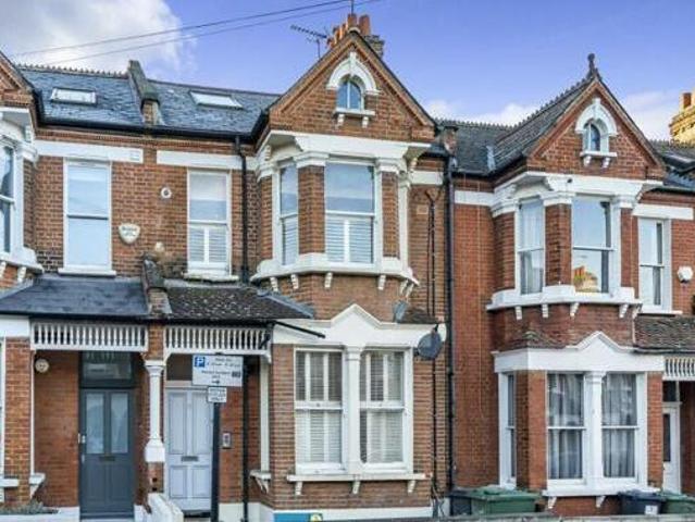 2 Bedroom Flat For Sale In Clapham Old Town, London