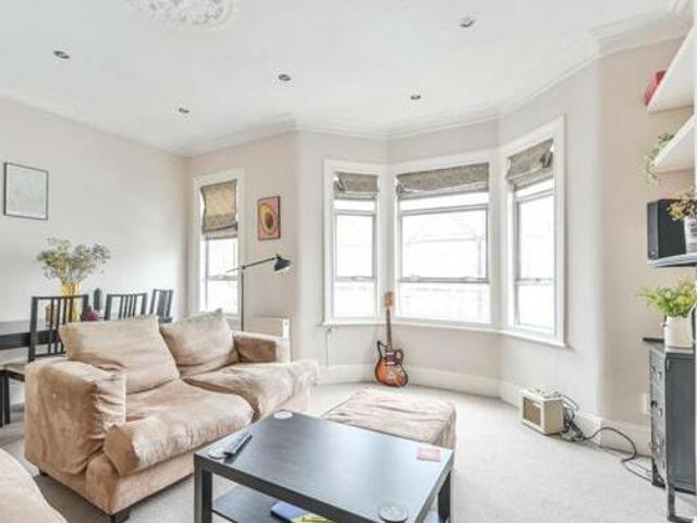 2 Bedroom Flat For Sale In Clapham Common North Side, London