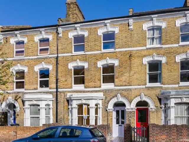 2 Bedroom Flat For Sale In Clapham