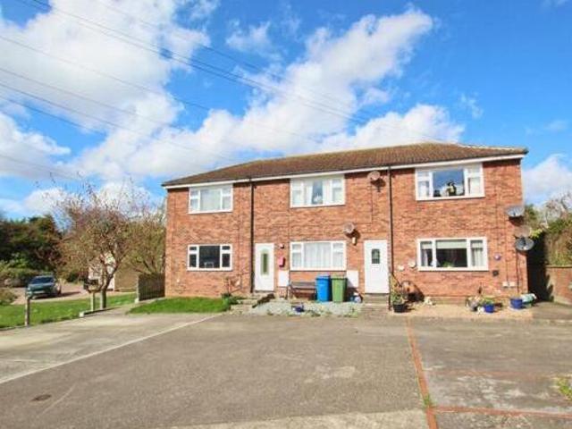 2 Bedroom Flat For Sale In Cliff Road