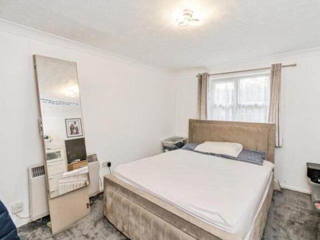 2 bedroom flat for sale in Clifton Road, Southampton, Hampshire, SO15