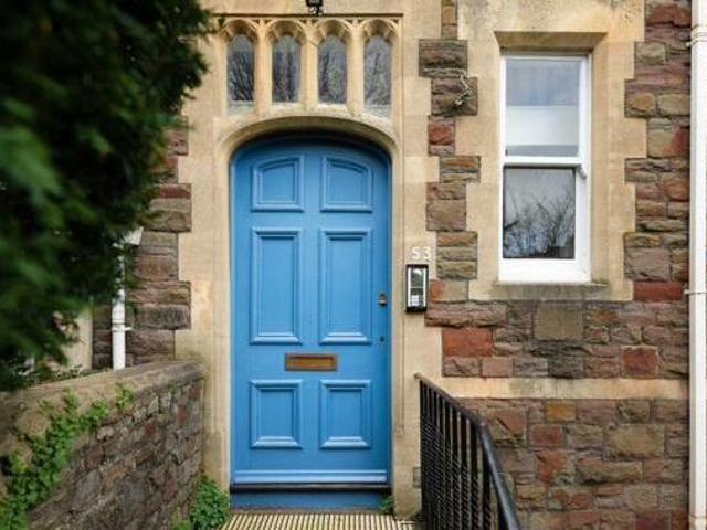2 Bedroom Flat For Sale In Clifton