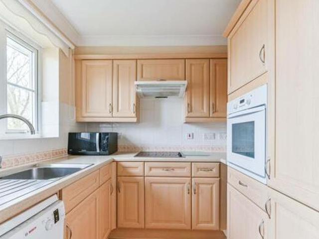 2 Bedroom Flat For Sale In Croydon
