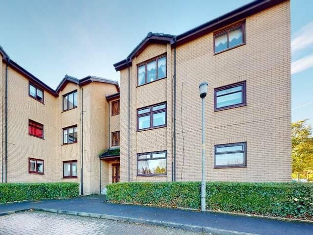2 bedroom flat for sale in Cross Orchard Way Bellshill ML4