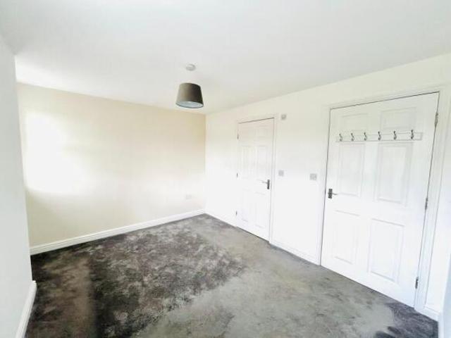 2 bedroom flat for sale in Crossland Mews, Lymm, WA13
