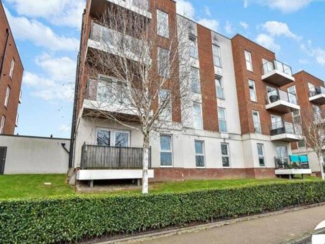 2 Bedroom Flat For Sale In Crayford, Kent