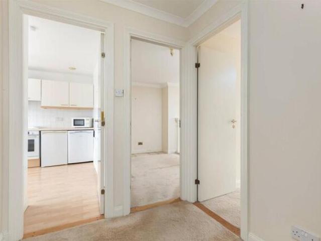 2 bedroom flat for sale in Craiglockhart Terrace, Craiglockhart, Edinburgh, EH14
