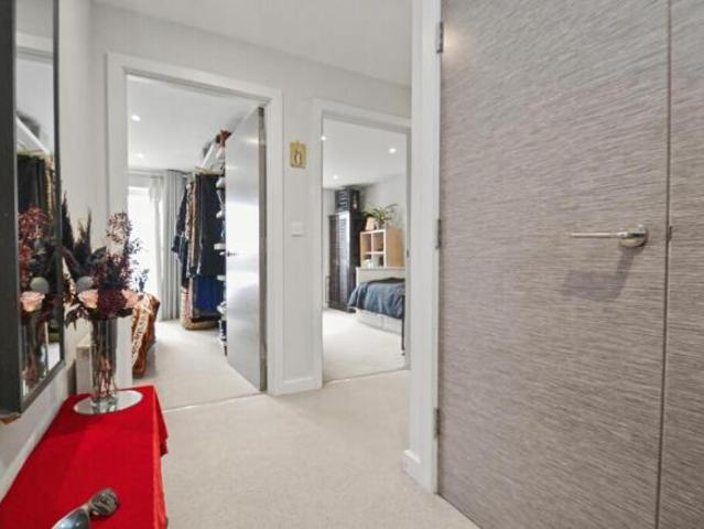 2 bedroom flat for sale in Creekmoor, BH17
