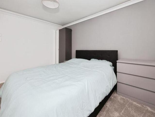 2 bedroom flat for sale in Cressfield, ASHFORD, TN23