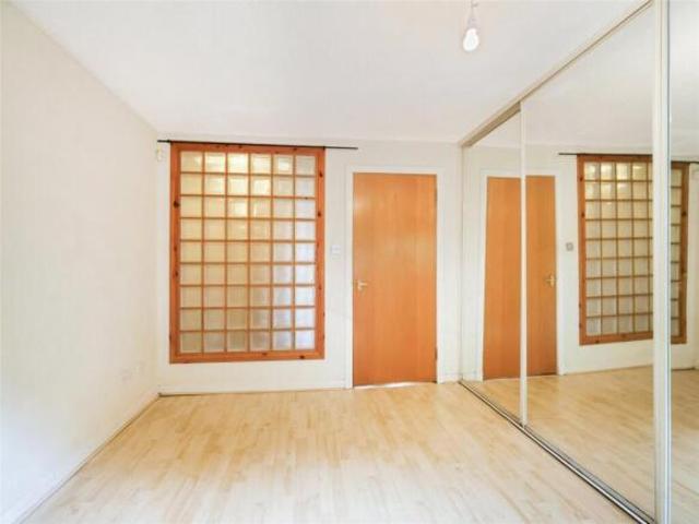 2 bedroom flat for sale in Crichton Street, Springburn, Glasgow, G21