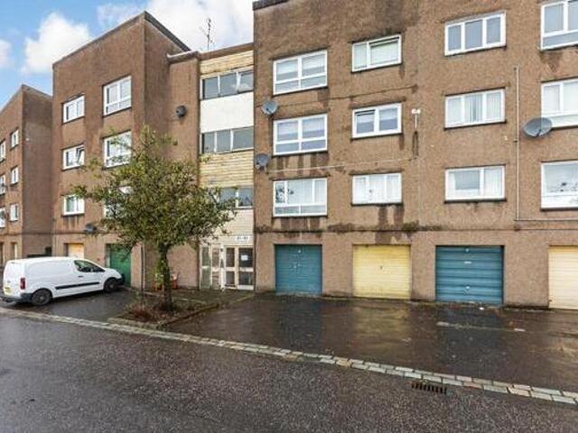 2 Bedroom Flat For Sale In Cumbernauld, Glasgow