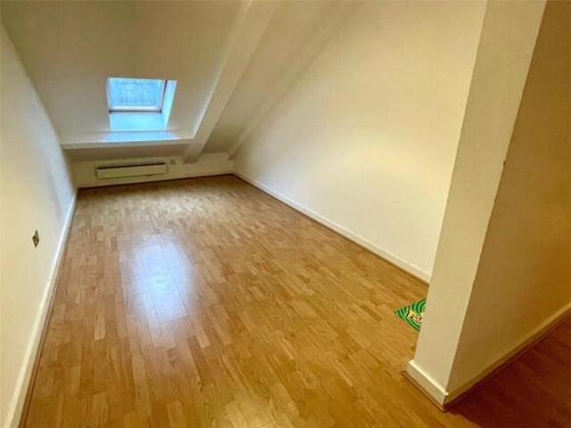 2 bedroom flat for sale in Damside Street, Lancaster, Lancashire, LA1