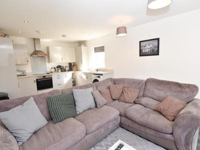 2 bedroom flat for sale in Damson Court, Stretford Road, Urmston, M41