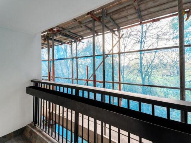 2 bedroom flat for sale in Dacres Road, Forest Hill, London, SE23