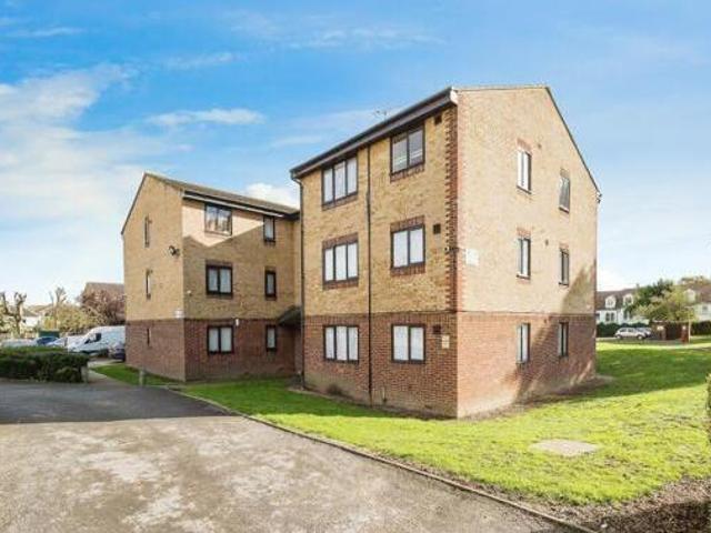2 Bedroom Flat For Sale In Dagenham