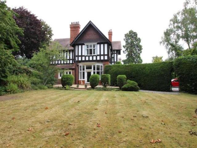 2 bedroom flat for sale in Davenport Avenue, Hessle, HU13