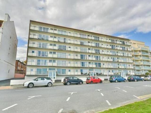 2 Bedroom Flat For Sale In De La Warr Parade, Bexhill on sea