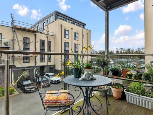 2 bedroom flat for sale in De Normanville Avenue, Leamington Spa, CV31
