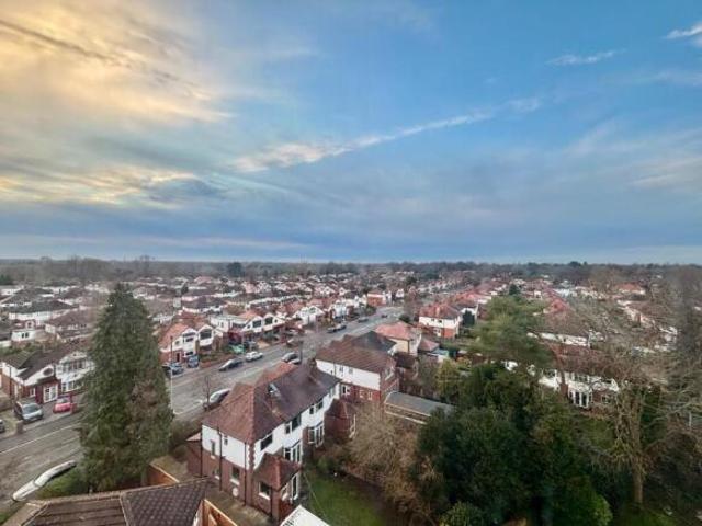 2 bedroom flat for sale in Dene Road, Didsbury, Manchester, M20
