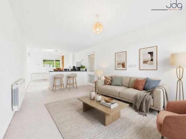 2 bedroom flat for sale in Derwent Road, Lancaster | Apartment with lovely views, LA1