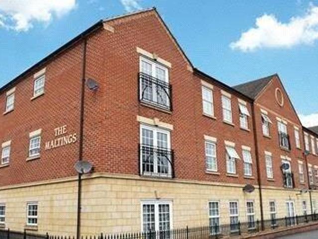 2 Bedroom Flat For Sale In Derby, Derbyshire