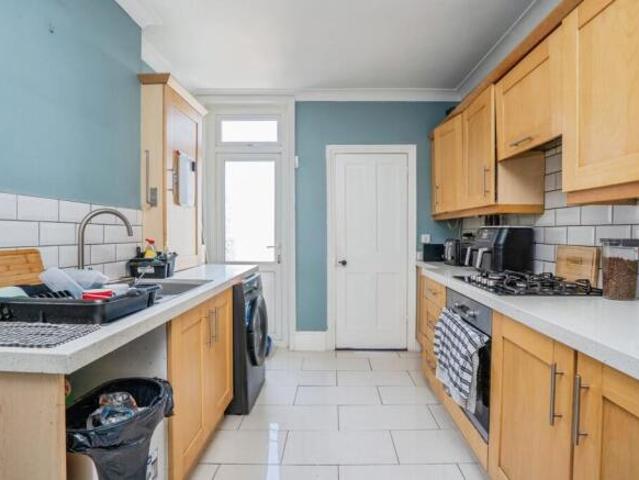 2 bedroom flat for sale in Derby Road, PORTSMOUTH, Hampshire, PO2