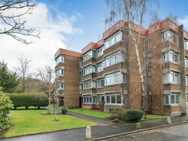 2 bedroom flat for sale in Dirleton Drive Glasgow G41