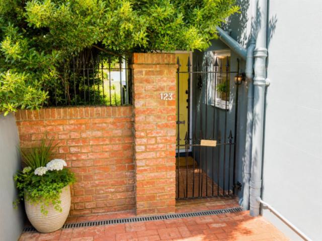 2 bedroom flat for sale in Ditchling Road, Brighton, BN1