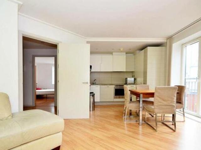 2 Bedroom Flat For Sale In Docklands, London