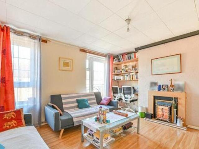 2 Bedroom Flat For Sale In Docklands, London