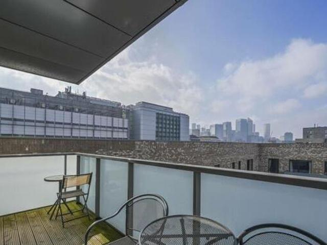 2 Bedroom Flat For Sale In Docklands, London