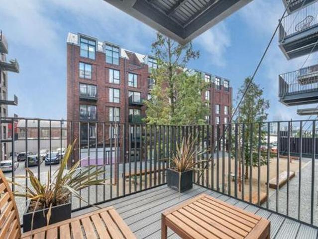 2 Bedroom Flat For Sale In Docklands, London