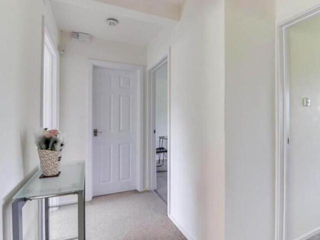 2 bedroom flat for sale in Dorchester Court, Reading, RG30