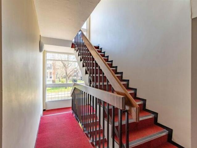 2 bedroom flat for sale in Dorchester Gardens, Worthing, BN11