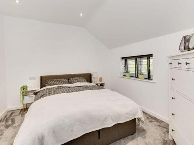 2 bedroom flat for sale in Doveholes Drive, Handsworth, S13