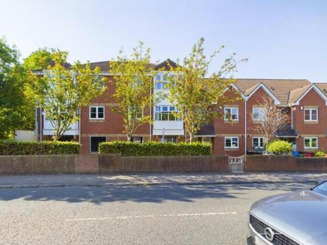 2 Bedroom Flat For Sale In Downend